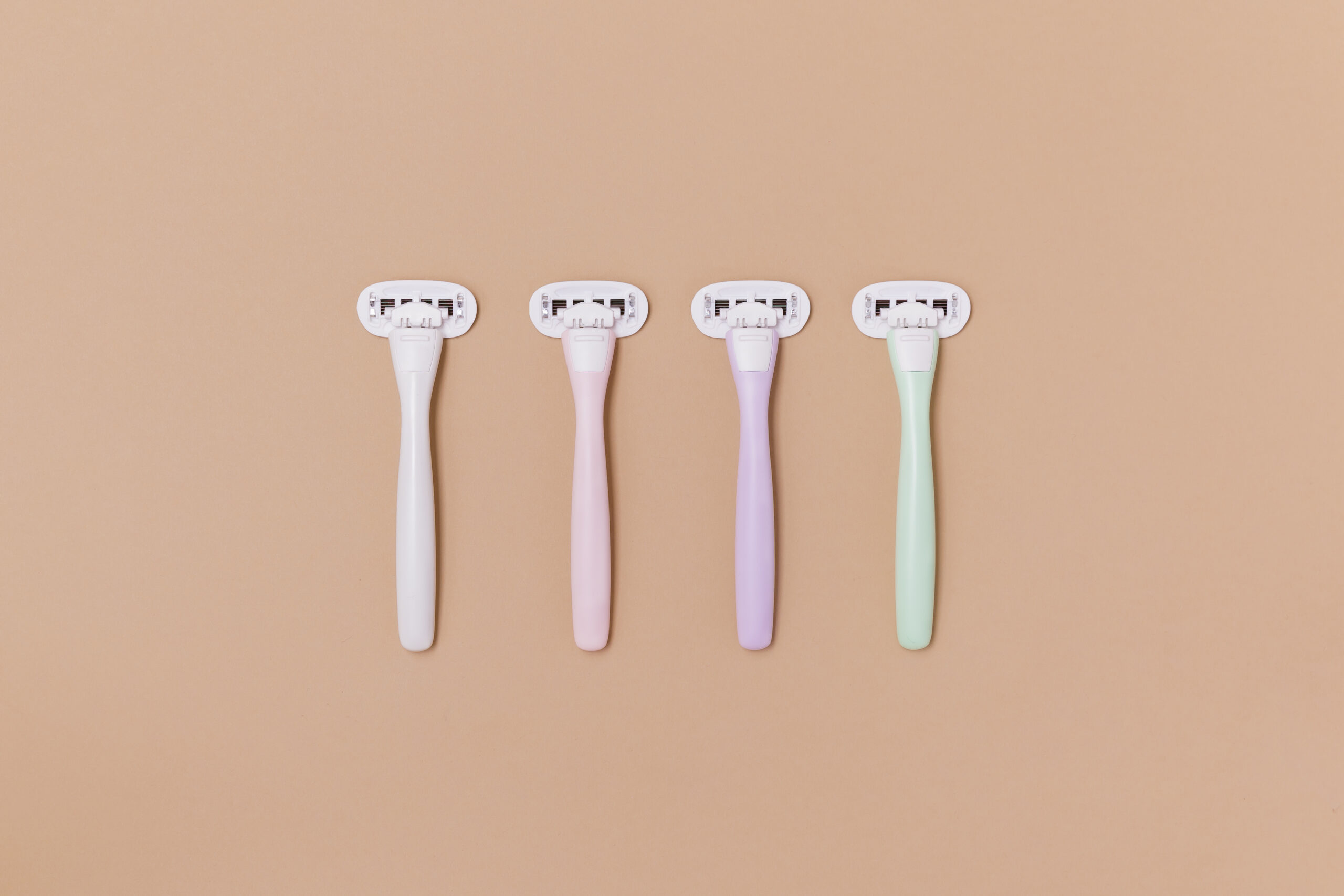 WOMEN’S BEAUTIFUL NORDIC RAZOR DESIGN - MQ Razors